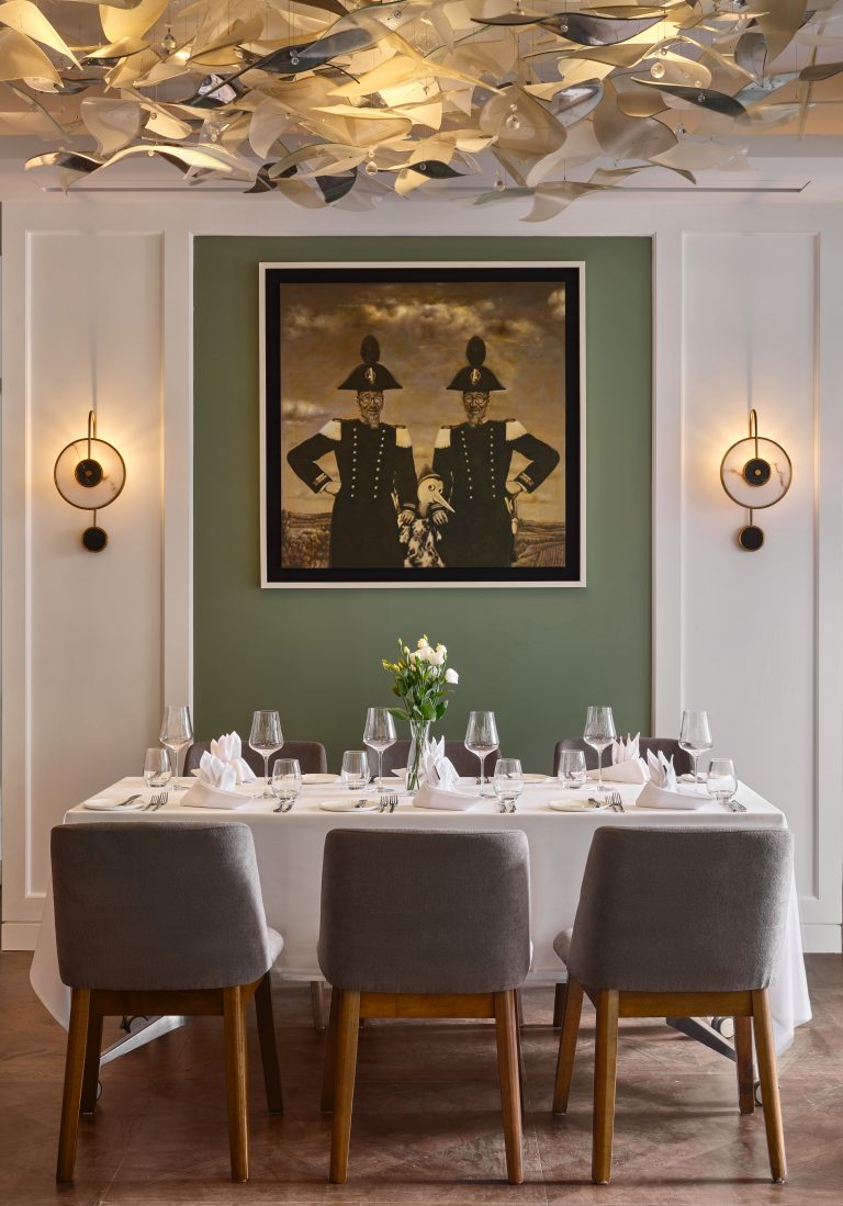 Flutes Restaurant - Award-winning dining for celebrations...